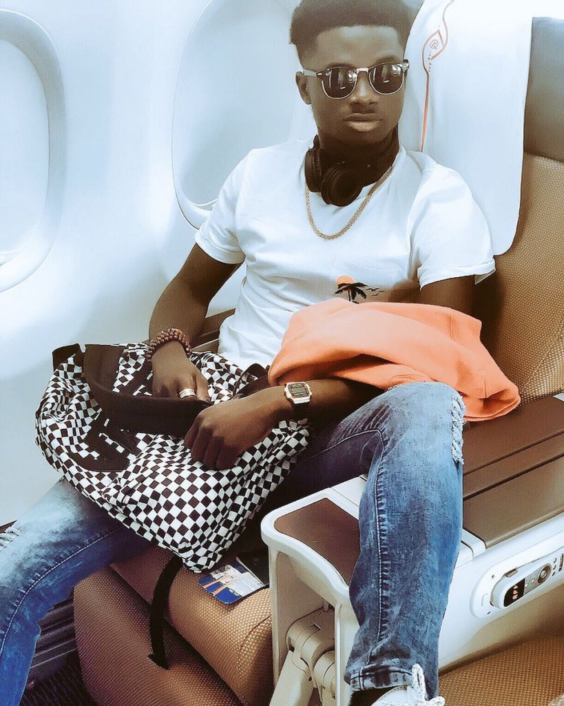A Twitter user tried to call out Kuami Eugene’s for wearing “Togo Jeans ...