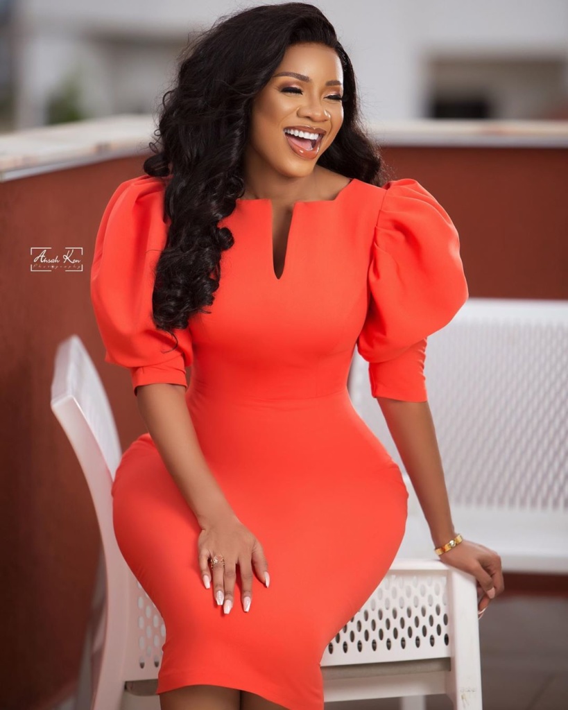 Church Fashion: 25 outfits that serve up serious glamour as churches ...