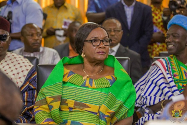 40 trailblazing GEY HEY old girls who made history as the first women ...